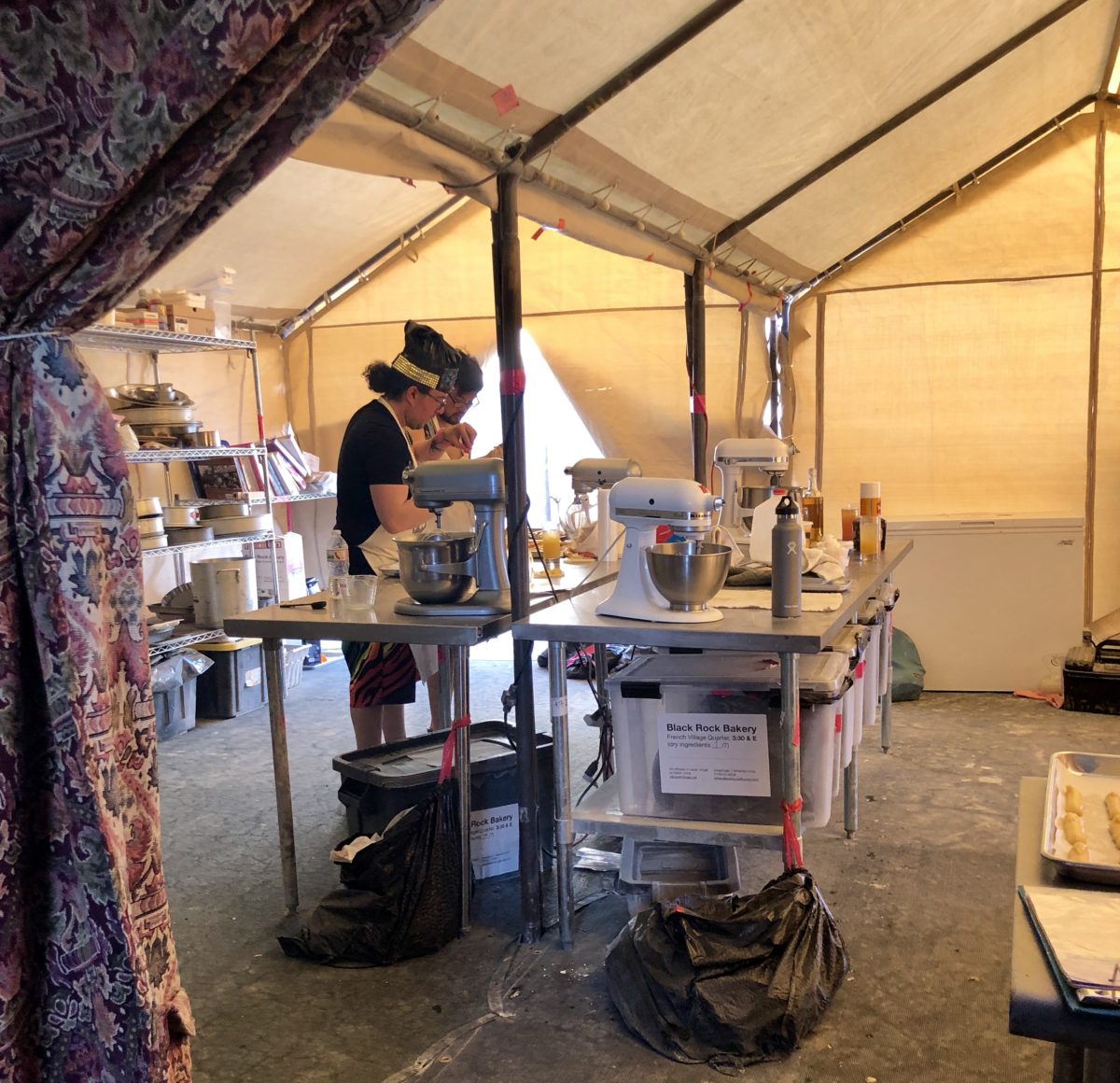 Burn to Eat – Food & Drink at Burning Man - Gourmadela